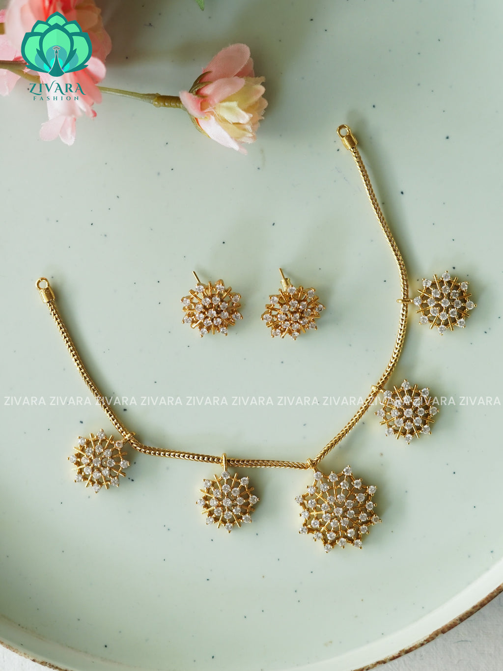 Brindha- WHITE ATTIGAI - FLEXIBLE CHAIN WITH HANGING -Traditional sout ...